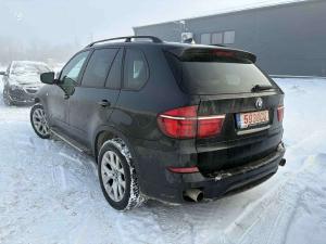 Black BMW X5 2011 in Radviliskis, with an engine capacity of 2.98 L and mileage of 295 thousand km for 8500 €, photo 2 on AUTOMOTO.COM.LV