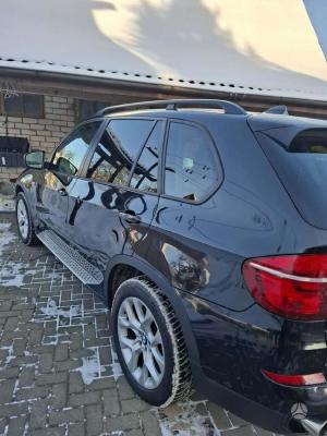Black BMW X5 2011 in Radviliskis, with an engine capacity of 2.98 L and mileage of 295 thousand km for 8500 €, photo 6 on AUTOMOTO.COM.LV