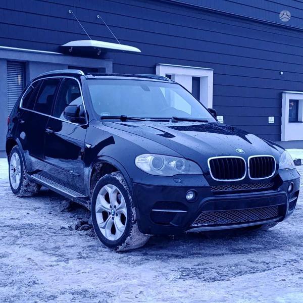 Melns BMW X5 2011 Kauņa, ar dzinēja tilpumu 3.00 L un nobraukumu 261 tūkst. km par 8700 €, foto 3 vietnē AUTOMOTO.COM.LV