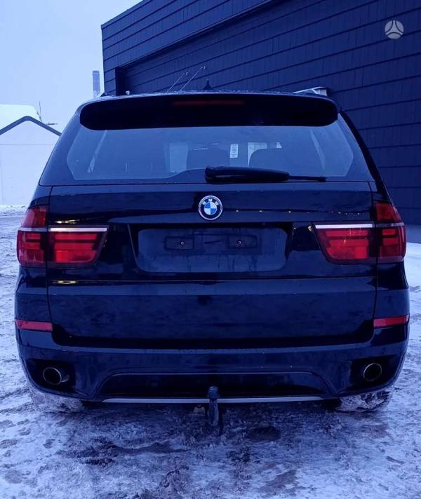Melns BMW X5 2011 Kauņa, ar dzinēja tilpumu 3.00 L un nobraukumu 261 tūkst. km par 8700 €, foto 5 vietnē AUTOMOTO.COM.LV