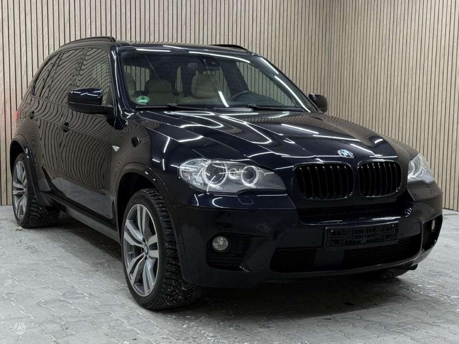 Melns BMW X5 2011 Marijampole, ar dzinēja tilpumu 2.99 L un nobraukumu 258 tūkst. km par 12800 €, foto 1 vietnē AUTOMOTO.COM.LV
