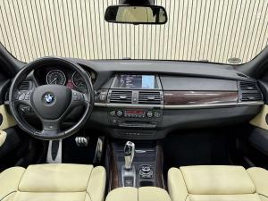 Melns BMW X5 2011 Marijampole, ar dzinēja tilpumu 2.99 L un nobraukumu 258 tūkst. km par 12800 €, foto 22 vietnē AUTOMOTO.COM.LV