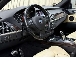 Melns BMW X5 2011 Marijampole, ar dzinēja tilpumu 2.99 L un nobraukumu 258 tūkst. km par 12800 €, foto 23 vietnē AUTOMOTO.COM.LV