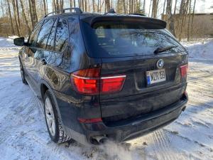 Melns BMW X5 2011 Viļņa, ar dzinēja tilpumu 2.98 L un nobraukumu 250 tūkst. km par 9569 €, foto 3 vietnē AUTOMOTO.COM.LV
