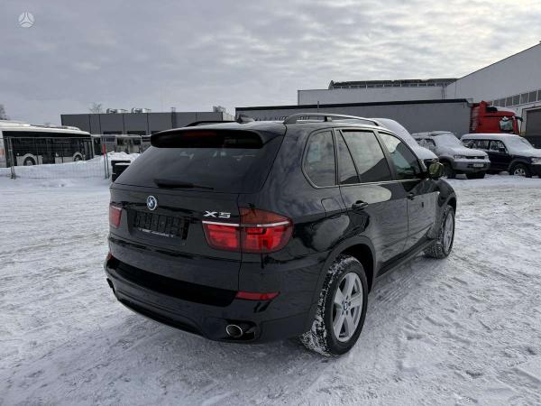 Melns BMW X5 2011 Marijampole, ar dzinēja tilpumu 2.99 L un nobraukumu 268 tūkst. km par 10800 €, foto 8 vietnē AUTOMOTO.COM.LV