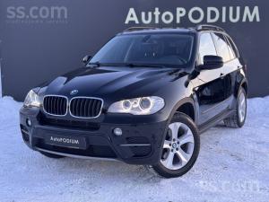 Melns BMW X5 2011 Rīga, ar dzinēja tilpumu 3.00 L un nobraukumu 225 tūkst. km par 10990 €, foto  vietnē AUTOMOTO.COM.LV