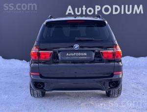 Melns BMW X5 2011 Rīga, ar dzinēja tilpumu 3.00 L un nobraukumu 225 tūkst. km par 10990 €, foto 4 vietnē AUTOMOTO.COM.LV