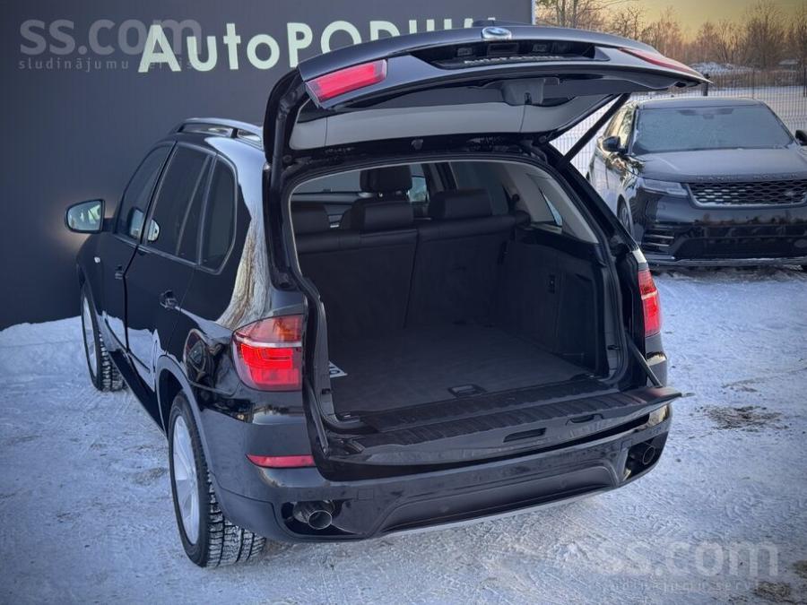 Melns BMW X5 2011 Rīga, ar dzinēja tilpumu 3.00 L un nobraukumu 225 tūkst. km par 10990 €, foto 30 vietnē AUTOMOTO.COM.LV