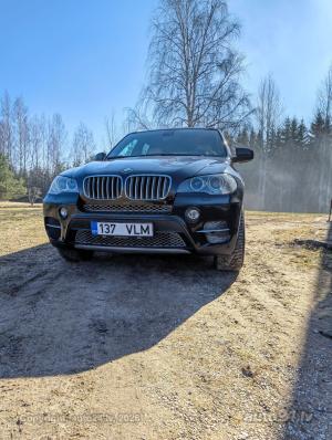 Black BMW X5 2011 in Tallinn, with an engine capacity of 3.00 L and mileage of 332 thousand km for 12000 €, photo  on AUTOMOTO.COM.LV