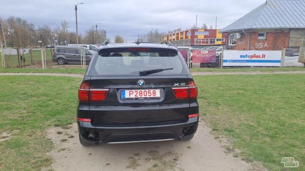 Melns BMW X5 2011 Viļņa, ar dzinēja tilpumu 3.00 L un nobraukumu 322 tūkst. km par 9300 €, foto 8 vietnē AUTOMOTO.COM.LV