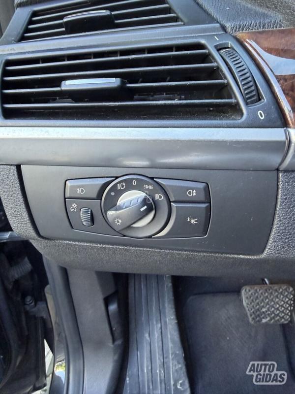 Melns BMW X5 2011 Šakiai, ar dzinēja tilpumu 3.00 L un nobraukumu 336 tūkst. km par 9000 €, foto 8 vietnē AUTOMOTO.COM.LV