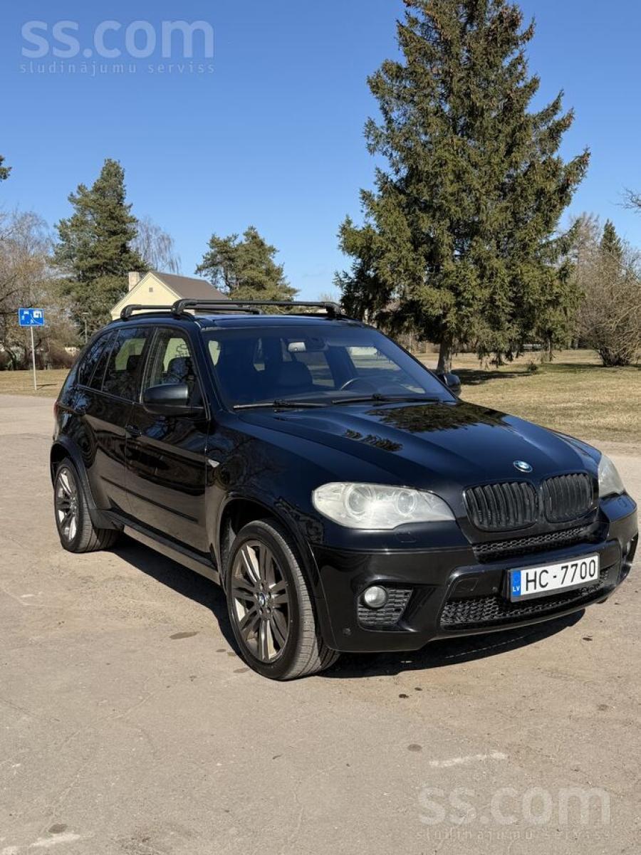 Melns BMW X5 2011 Rīga, ar dzinēja tilpumu 3.00 L un nobraukumu 298 tūkst. km par 12500 €, foto 1 vietnē AUTOMOTO.COM.LV