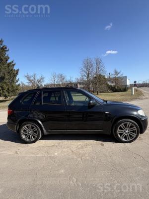 Melns BMW X5 2011 Rīga, ar dzinēja tilpumu 3.00 L un nobraukumu 298 tūkst. km par 12500 €, foto 5 vietnē AUTOMOTO.COM.LV