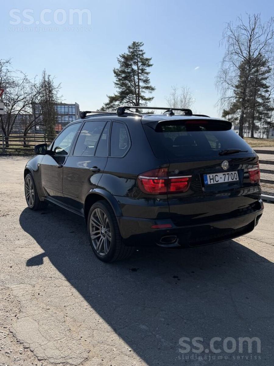 Melns BMW X5 2011 Rīga, ar dzinēja tilpumu 3.00 L un nobraukumu 298 tūkst. km par 12500 €, foto 6 vietnē AUTOMOTO.COM.LV