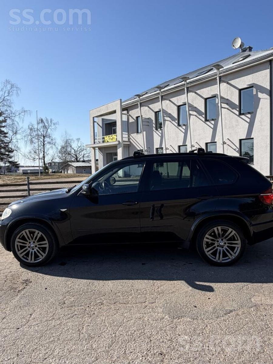 Melns BMW X5 2011 Rīga, ar dzinēja tilpumu 3.00 L un nobraukumu 298 tūkst. km par 12500 €, foto 7 vietnē AUTOMOTO.COM.LV