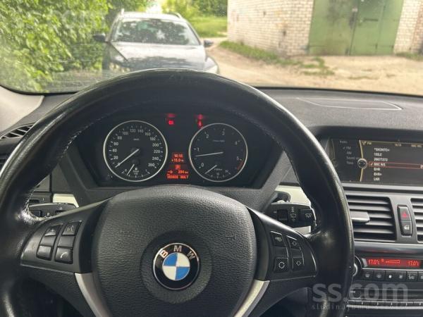 Melns BMW X5 2011 Jelgava, ar dzinēja tilpumu 3.00 L un nobraukumu 354 tūkst. km par 8700 €, foto 1 vietnē AUTOMOTO.COM.LV