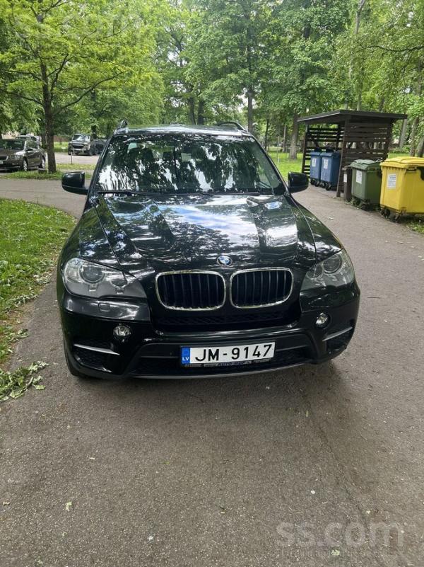 Melns BMW X5 2011 Jelgava, ar dzinēja tilpumu 3.00 L un nobraukumu 354 tūkst. km par 8700 €, foto 8 vietnē AUTOMOTO.COM.LV