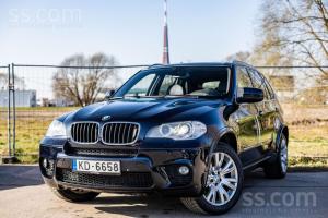 Black BMW X5 2011 in Riga, with an engine capacity of 3.00 L and mileage of 296 thousand km for 11990 €, photo  on AUTOMOTO.COM.LV