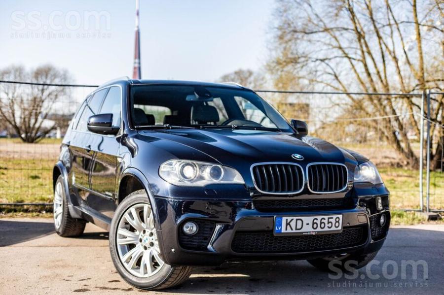 Melns BMW X5 2011 Rīga, ar dzinēja tilpumu 3.00 L un nobraukumu 296 tūkst. km par 11990 €, foto 3 vietnē AUTOMOTO.COM.LV