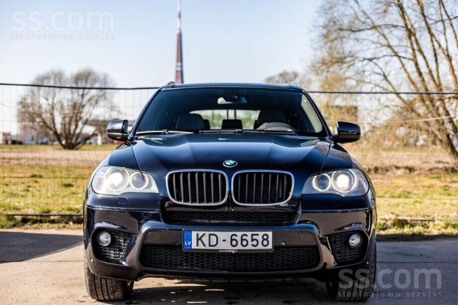 Melns BMW X5 2011 Rīga, ar dzinēja tilpumu 3.00 L un nobraukumu 296 tūkst. km par 11990 €, foto 4 vietnē AUTOMOTO.COM.LV