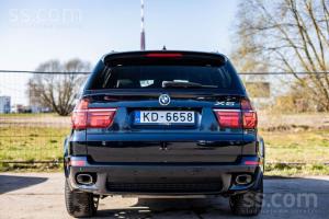 Melns BMW X5 2011 Rīga, ar dzinēja tilpumu 3.00 L un nobraukumu 296 tūkst. km par 11990 €, foto 9 vietnē AUTOMOTO.COM.LV