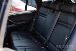 Melns BMW X5 2011 Rīga, ar dzinēja tilpumu 3.00 L un nobraukumu 296 tūkst. km par 11990 €, foto 14 vietnē AUTOMOTO.COM.LV