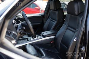 Melns BMW X5 2011 Rīga, ar dzinēja tilpumu 3.00 L un nobraukumu 296 tūkst. km par 11990 €, foto 16 vietnē AUTOMOTO.COM.LV