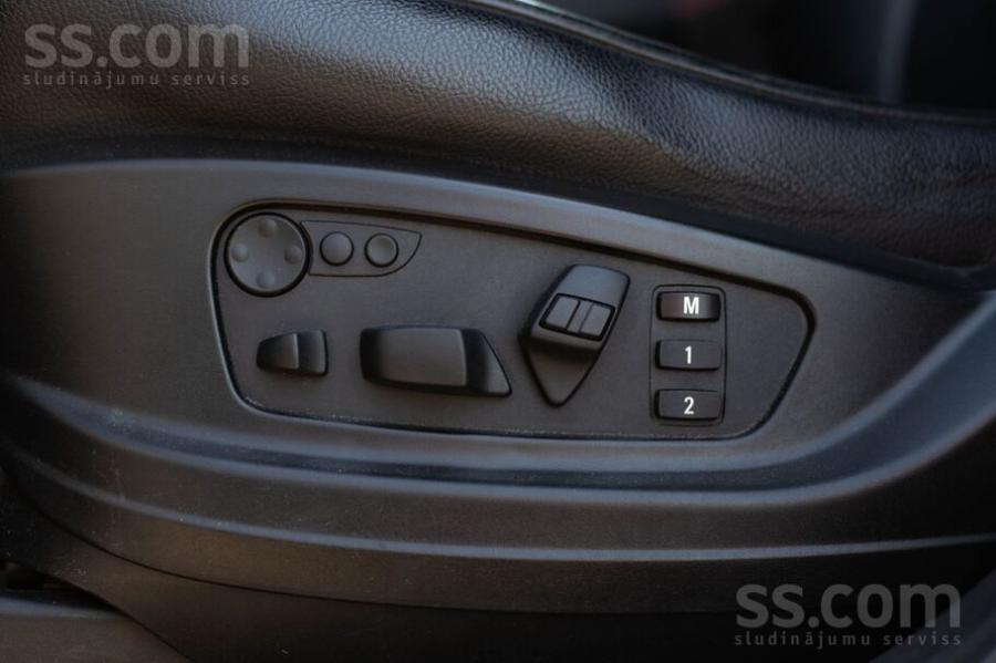 Melns BMW X5 2011 Rīga, ar dzinēja tilpumu 3.00 L un nobraukumu 296 tūkst. km par 11990 €, foto 17 vietnē AUTOMOTO.COM.LV