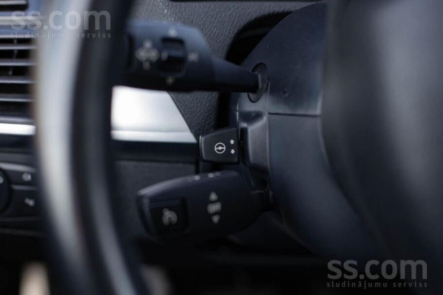 Melns BMW X5 2011 Rīga, ar dzinēja tilpumu 3.00 L un nobraukumu 296 tūkst. km par 11990 €, foto 21 vietnē AUTOMOTO.COM.LV