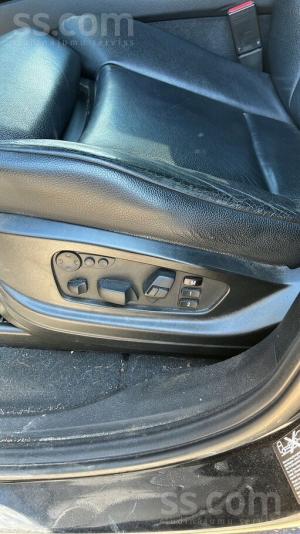 Melns BMW X5 2011 Rīga, ar dzinēja tilpumu 3.00 L un nobraukumu 334 tūkst. km par 11500 €, foto 10 vietnē AUTOMOTO.COM.LV
