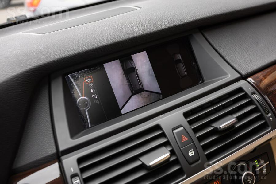 Black BMW X5 2011 in Jelgava, with an engine capacity of 3.00 L and mileage of 0 thousand km for 11850 €, photo 23 on AUTOMOTO.COM.LV