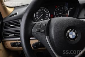 Black BMW X5 2011 in Jelgava, with an engine capacity of 3.00 L and mileage of 0 thousand km for 11850 €, photo 27 on AUTOMOTO.COM.LV