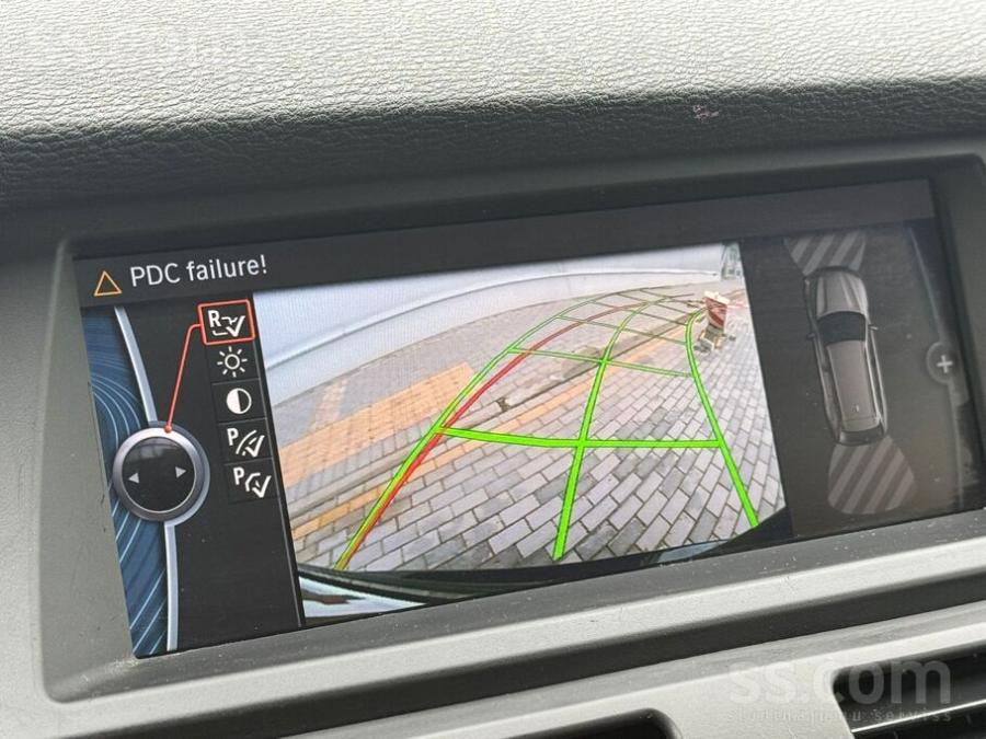 Black BMW X5 2011 in Riga, with an engine capacity of 3.00 L and mileage of 0 thousand km for 9900 €, photo 5 on AUTOMOTO.COM.LV