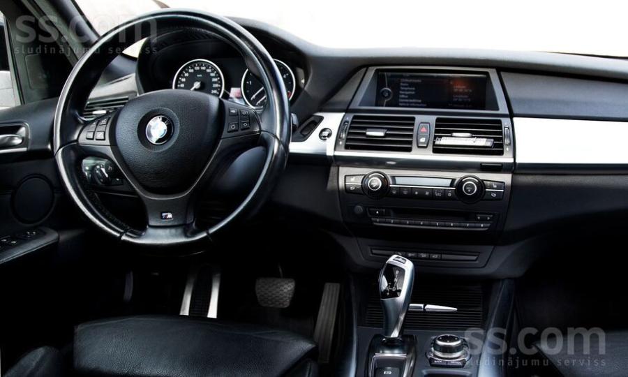 Black BMW X5 2011 in Riga, with an engine capacity of 3.00 L and mileage of 245 thousand km for 13500 €, photo 6 on AUTOMOTO.COM.LV