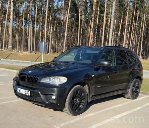 Black BMW X5 2011 in Riga, with an engine capacity of 3.00 L and mileage of 0 thousand km for 11500 €, photo 1 on AUTOMOTO.COM.LV