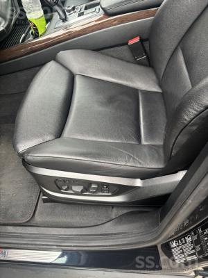 Black BMW X5 2011 in Aizkraukle, with an engine capacity of 3.00 L and mileage of 235 thousand km for 13800 €, photo 7 on AUTOMOTO.COM.LV