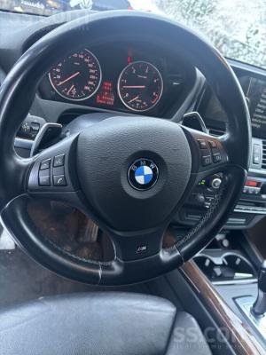 Black BMW X5 2011 in Aizkraukle, with an engine capacity of 3.00 L and mileage of 235 thousand km for 13800 €, photo 15 on AUTOMOTO.COM.LV