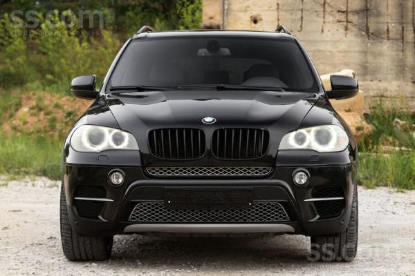 Black BMW X5 2011 in Tukums, with an engine capacity of 3.00 L and mileage of 0 thousand km for 12500 €, photo 8 on AUTOMOTO.COM.LV