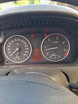 Melns BMW X5 2011 Tukums, ar dzinēja tilpumu 3.00 L un nobraukumu 355 tūkst. km par 10000 €, foto 9 vietnē AUTOMOTO.COM.LV