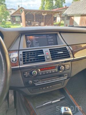 Melns BMW X5 2011 Tukums, ar dzinēja tilpumu 3.00 L un nobraukumu 355 tūkst. km par 10000 €, foto 10 vietnē AUTOMOTO.COM.LV