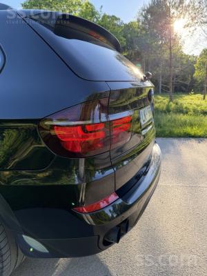 Melns BMW X5 2011 Jelgava, ar dzinēja tilpumu 4.40 L un nobraukumu 212 tūkst. km par 13000 €, foto 8 vietnē AUTOMOTO.COM.LV