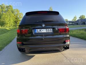 Melns BMW X5 2011 Jelgava, ar dzinēja tilpumu 4.40 L un nobraukumu 212 tūkst. km par 13000 €, foto 10 vietnē AUTOMOTO.COM.LV