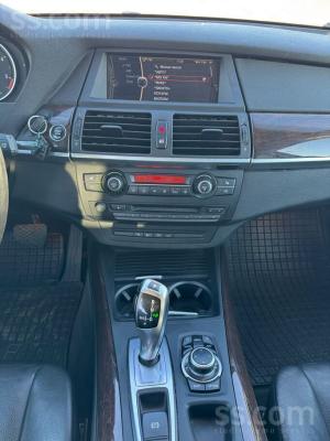 Melns BMW X5 2011 Rīga, ar dzinēja tilpumu 3.00 L un nobraukumu 0 tūkst. km par 10899 €, foto 20 vietnē AUTOMOTO.COM.LV