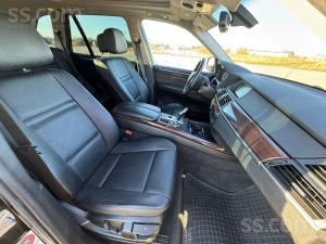 Melns BMW X5 2011 Rīga, ar dzinēja tilpumu 3.00 L un nobraukumu 0 tūkst. km par 10899 €, foto 25 vietnē AUTOMOTO.COM.LV