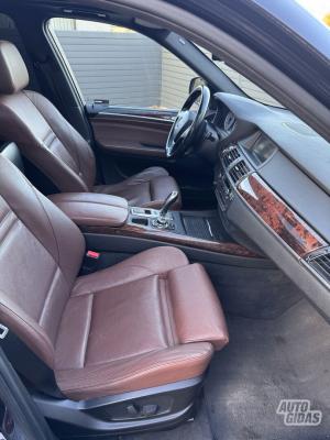 Melns BMW X5 2011 Kauņa, ar dzinēja tilpumu 3.00 L un nobraukumu 403 tūkst. km par 8100 €, foto 3 vietnē AUTOMOTO.COM.LV