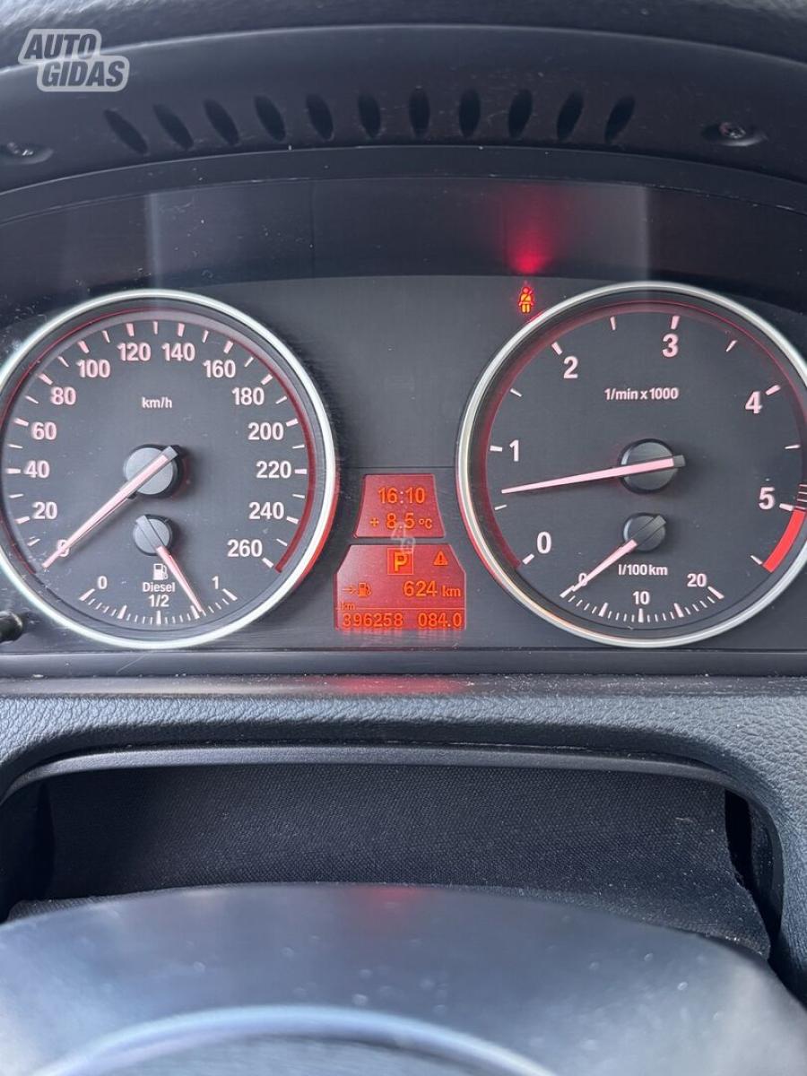 Melns BMW X5 2011 Kauņa, ar dzinēja tilpumu 3.00 L un nobraukumu 403 tūkst. km par 8100 €, foto 4 vietnē AUTOMOTO.COM.LV