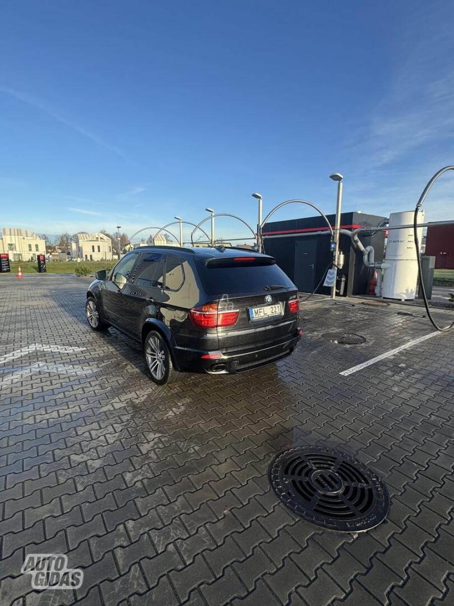 Melns BMW X5 2011 Kauņa, ar dzinēja tilpumu 3.00 L un nobraukumu 403 tūkst. km par 8100 €, foto 17 vietnē AUTOMOTO.COM.LV