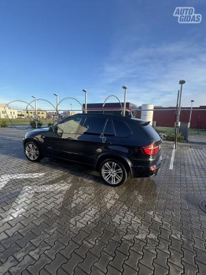 Melns BMW X5 2011 Kauņa, ar dzinēja tilpumu 3.00 L un nobraukumu 403 tūkst. km par 8100 €, foto 18 vietnē AUTOMOTO.COM.LV