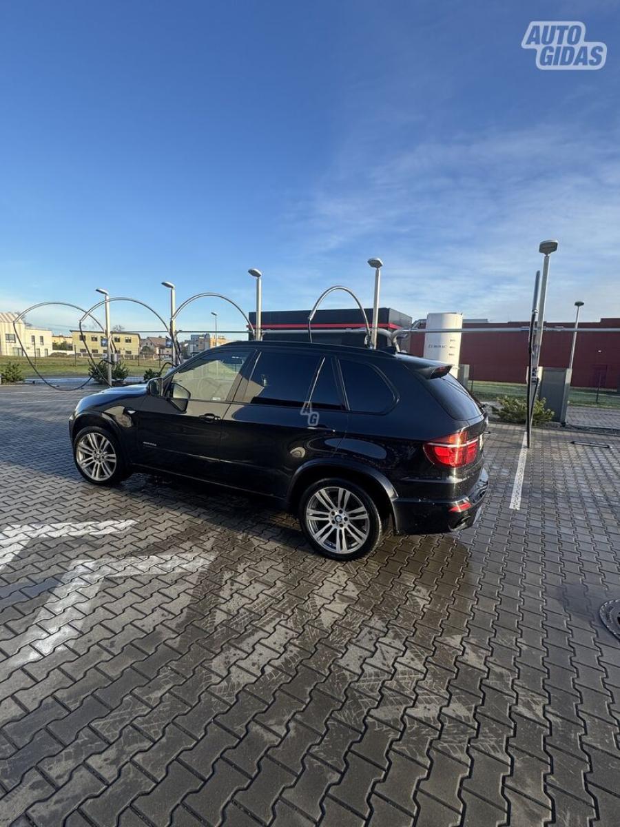 Melns BMW X5 2011 Kauņa, ar dzinēja tilpumu 3.00 L un nobraukumu 403 tūkst. km par 8100 €, foto 18 vietnē AUTOMOTO.COM.LV