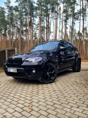 Melns BMW X5 2011 Jūrmala, ar dzinēja tilpumu 3.00 L un nobraukumu 0 tūkst. km par 9990 €, foto 3 vietnē AUTOMOTO.COM.LV